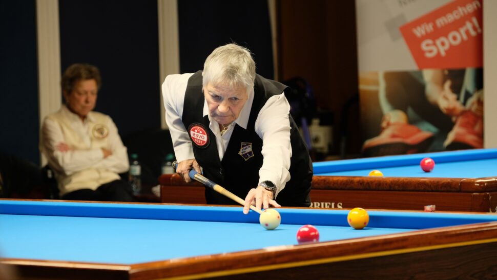 Billard Sportverband Österreich: Kahofer in Gerasdorf auf Dreiband ...